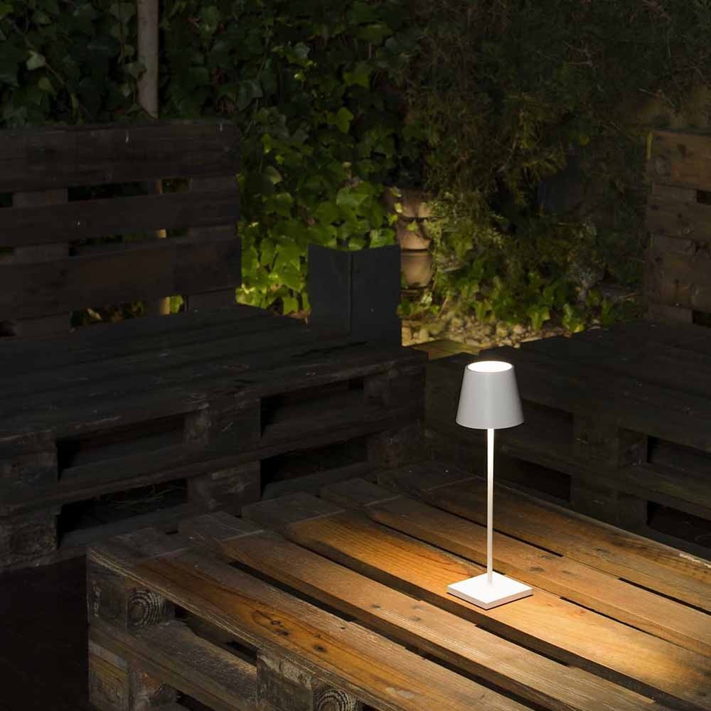 Outdoor LED Toc portable lamp (2,2W). Faro Barcelona